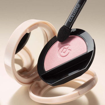 impeccable compact eye shadow